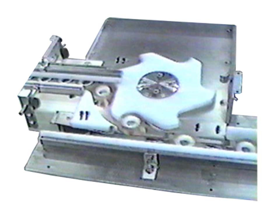 Custom Automatic Infeed Systems for Conveyors & Feeders | Benchmark